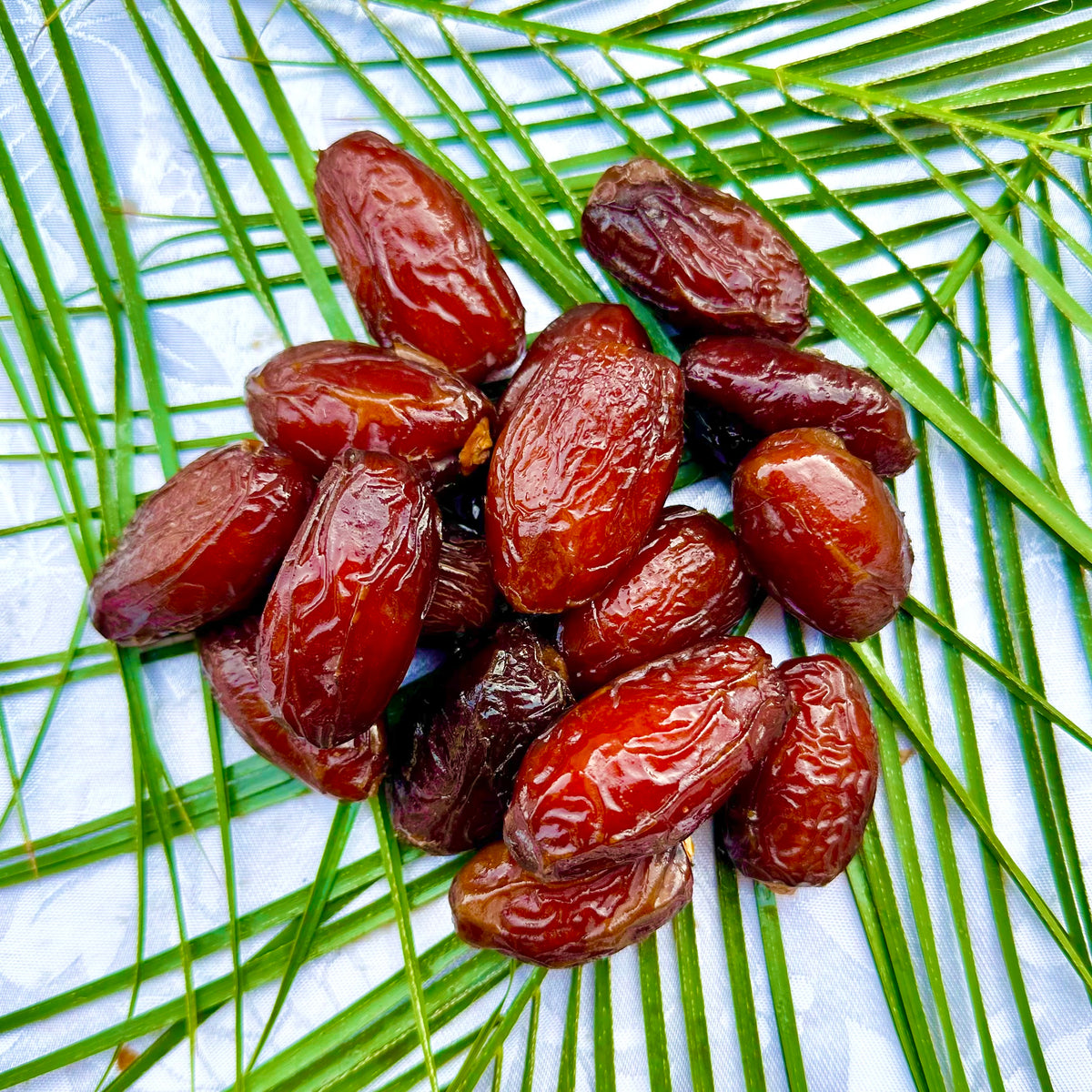 Large Rutab Medjool Dates – Golden Dates Farm