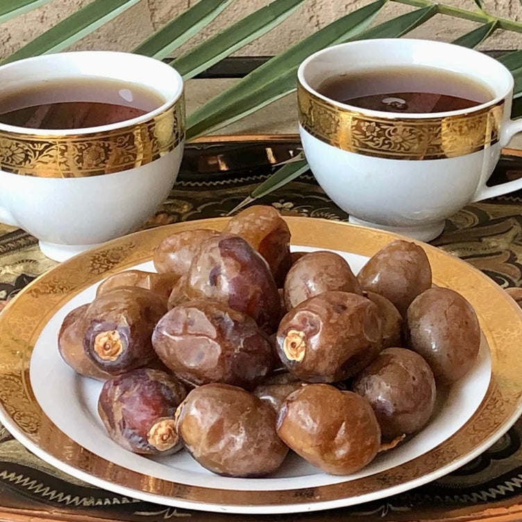 RIPENED BARHI & KHADRAWY DATES – Golden Dates Farm